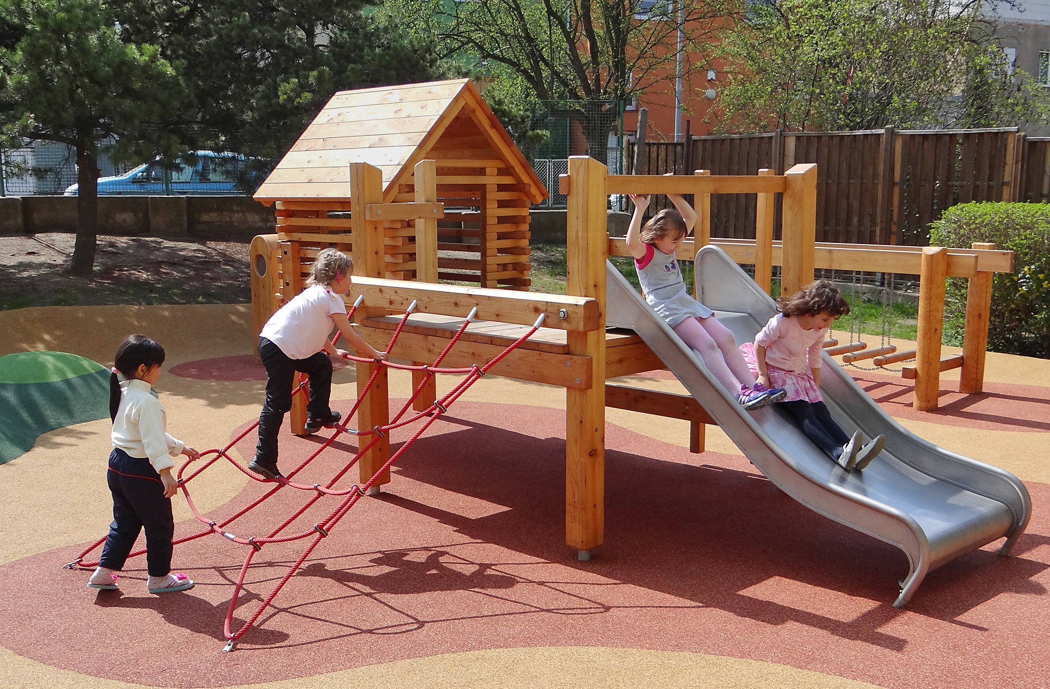 B. Toestellen voor kleuters – Time2Play